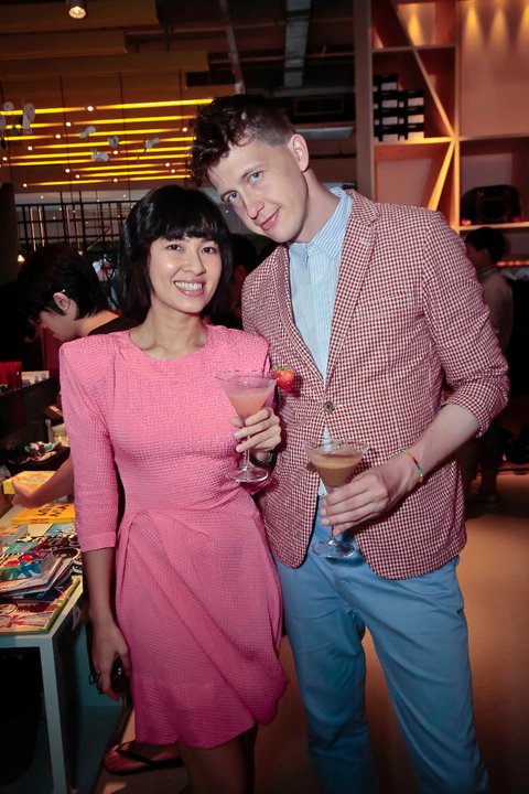 Kisses Vera | Style, Beauty and Travel - Singapore: Curiosity fed the Cat