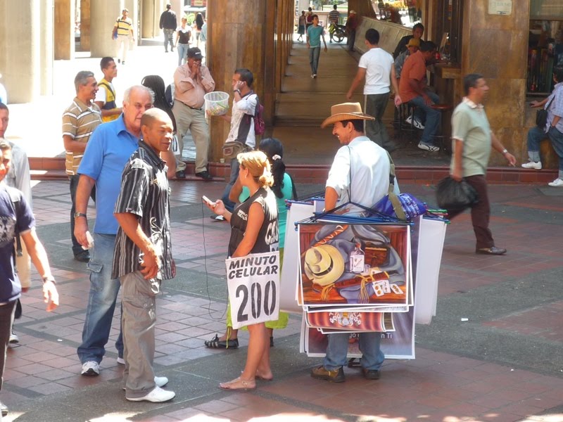 Todos Mis Pispirispis: Las cosas y los cosas en el centro