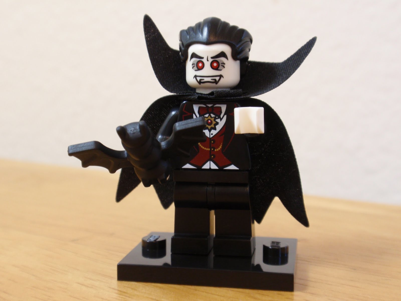 A Year of Toys: #94: LEGO Minifigure Vampire