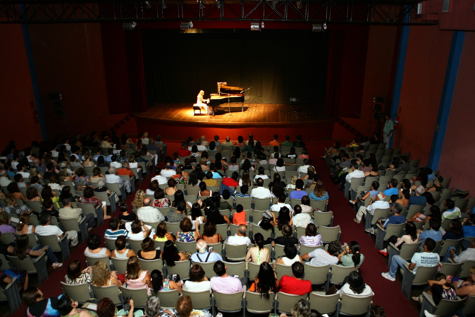 Maria Alice de Mendonça / Performances