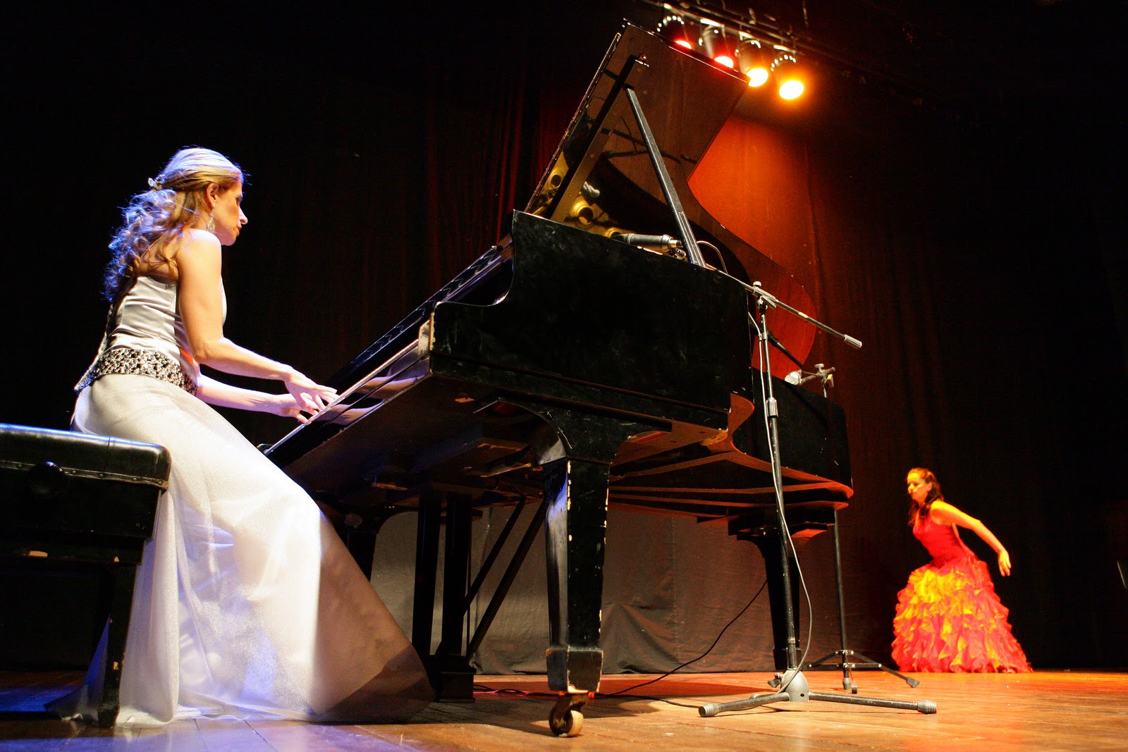 Maria Alice de Mendonça / Performances