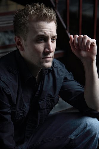 Hot Geeks: Unknown Hottie (SG): Justin Grace