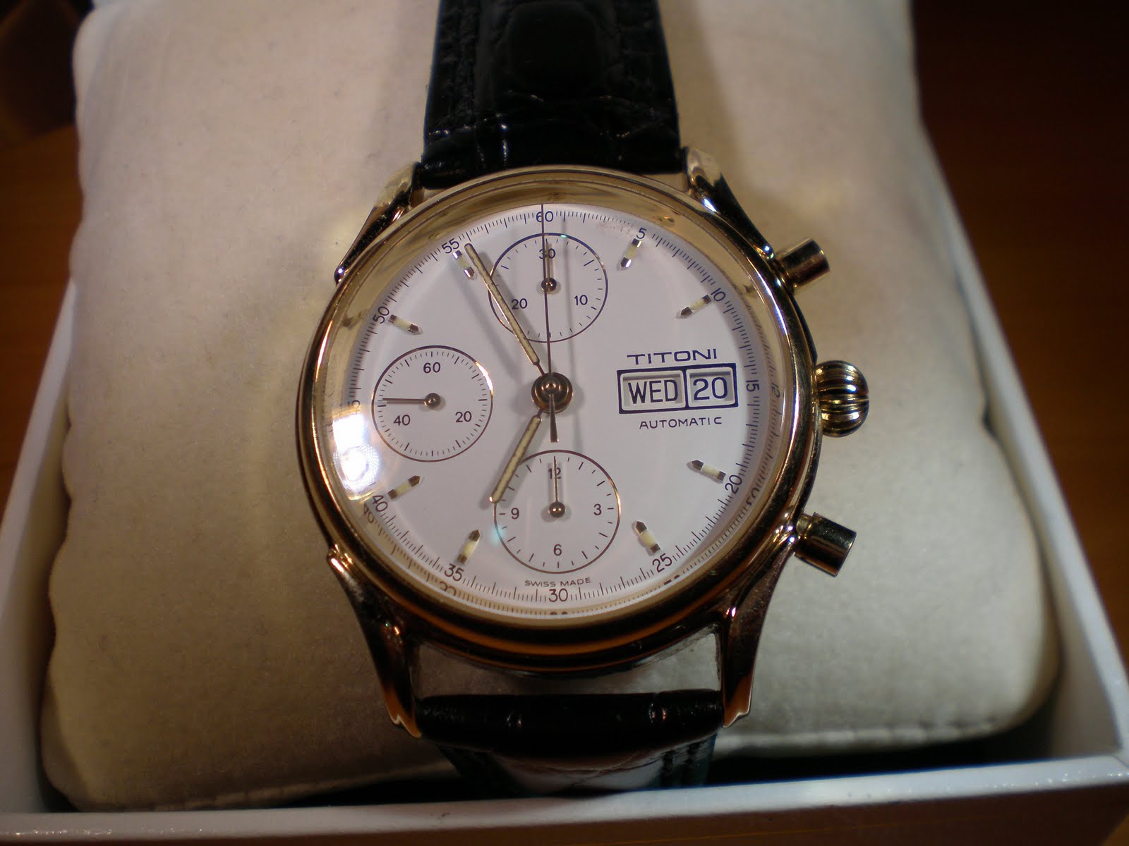 watchopenia: My new Titoni chronograph automatic