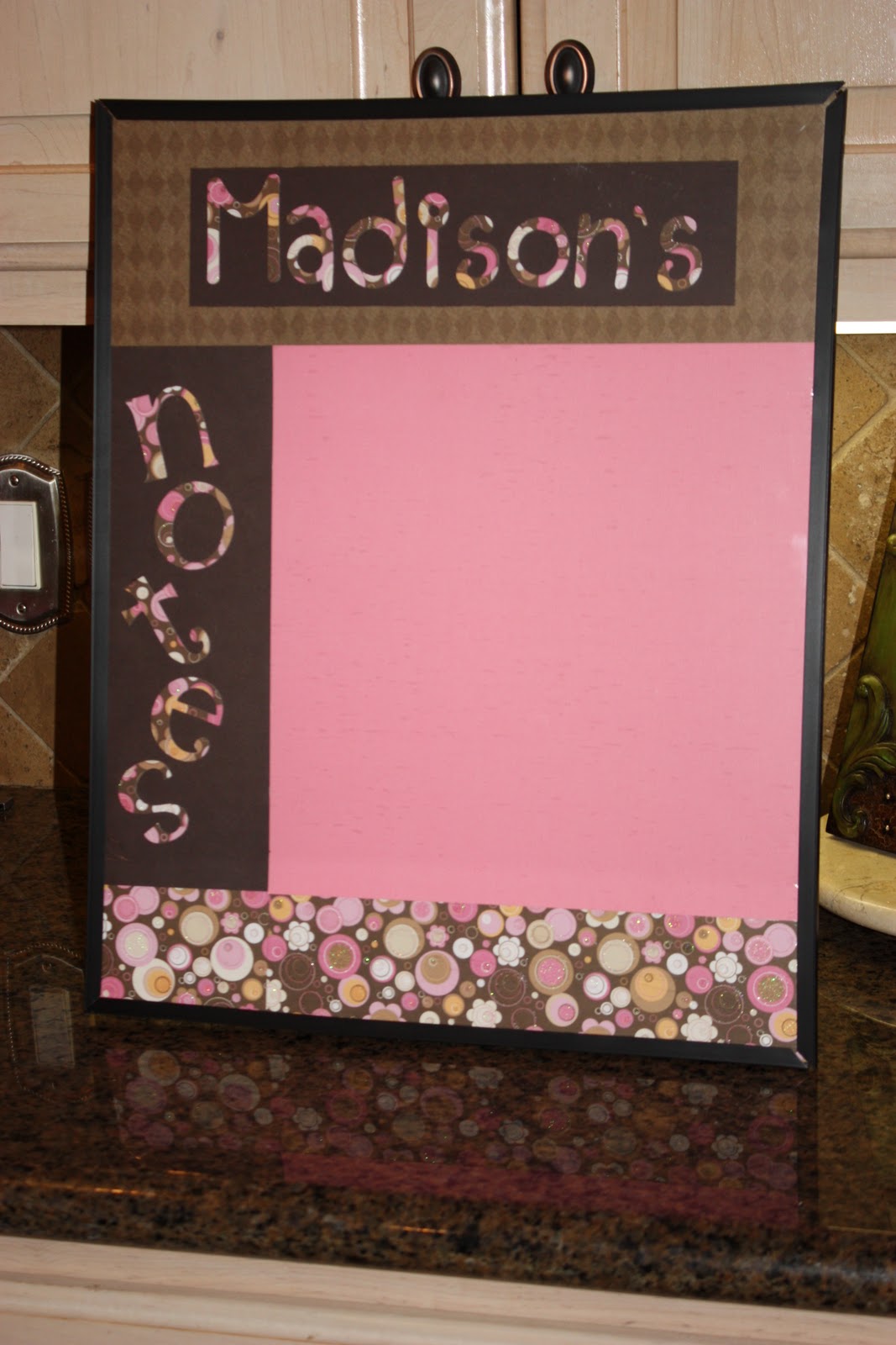 Scrappy Chic: Posterboard Frame Note Board
