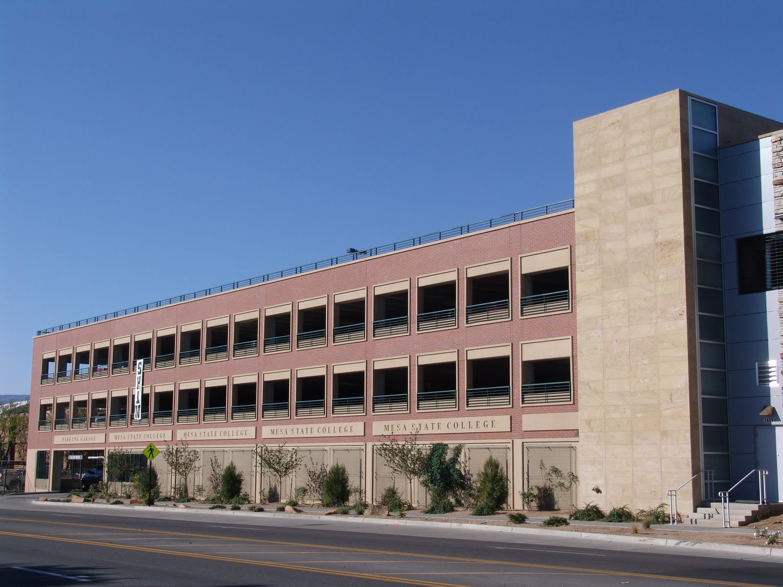 Kevin Hom Architects: Grand Opening in Grand Junction
