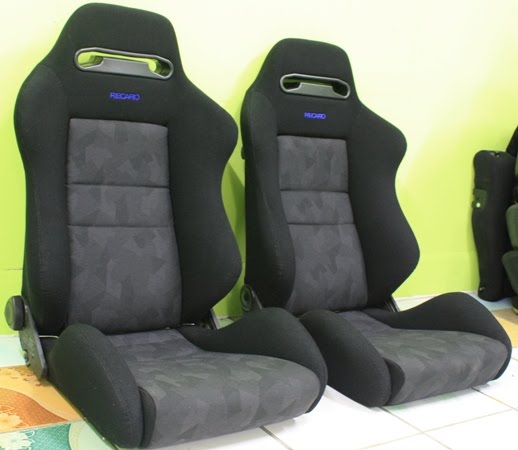 Dingz Garage: Seat Recaro SR3 with New Original Fabric
