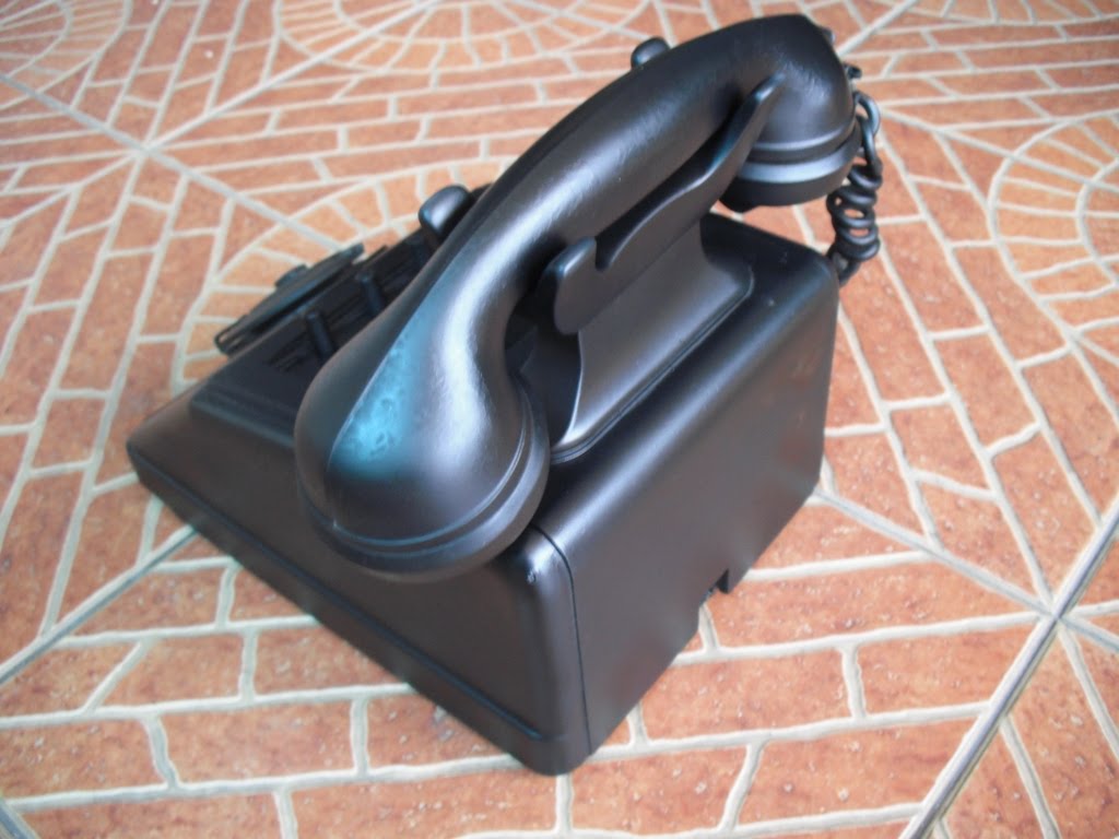 SAS ANTIQUE ::.: sas005: Telefon Lama