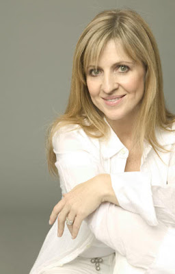 GOSPOGROOVE NEWS: Darlene Zschech Leaving Hillsong To Co-Pastor Church ...