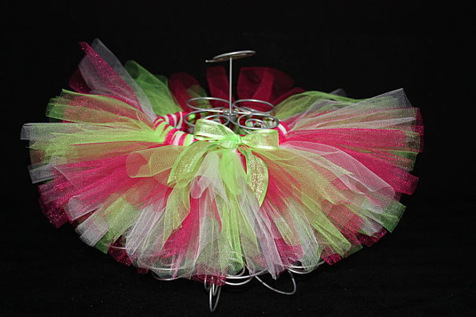 tutu bug: tutu bug CLEARANCE!