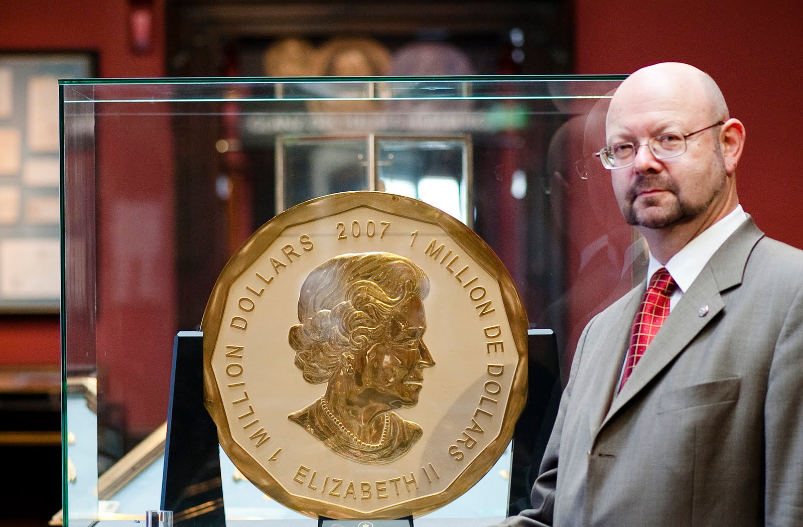 Auction of the World's Largest Gold Coin