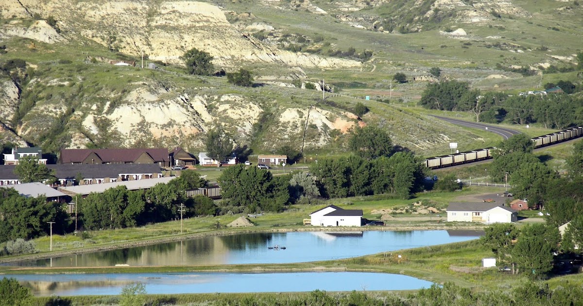 Wil and Judy Eades Traveling the USA........: City of Medora/Medora Musical