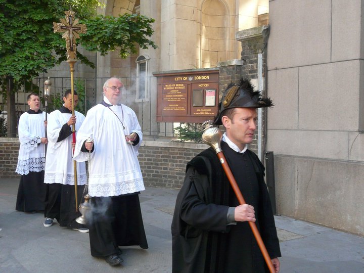 Ex Fide: Procession of the Relic of S. Thomas of Canterbury