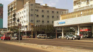 sentir maputo: Maputo - em volta da Ronil e do Hotel Universo