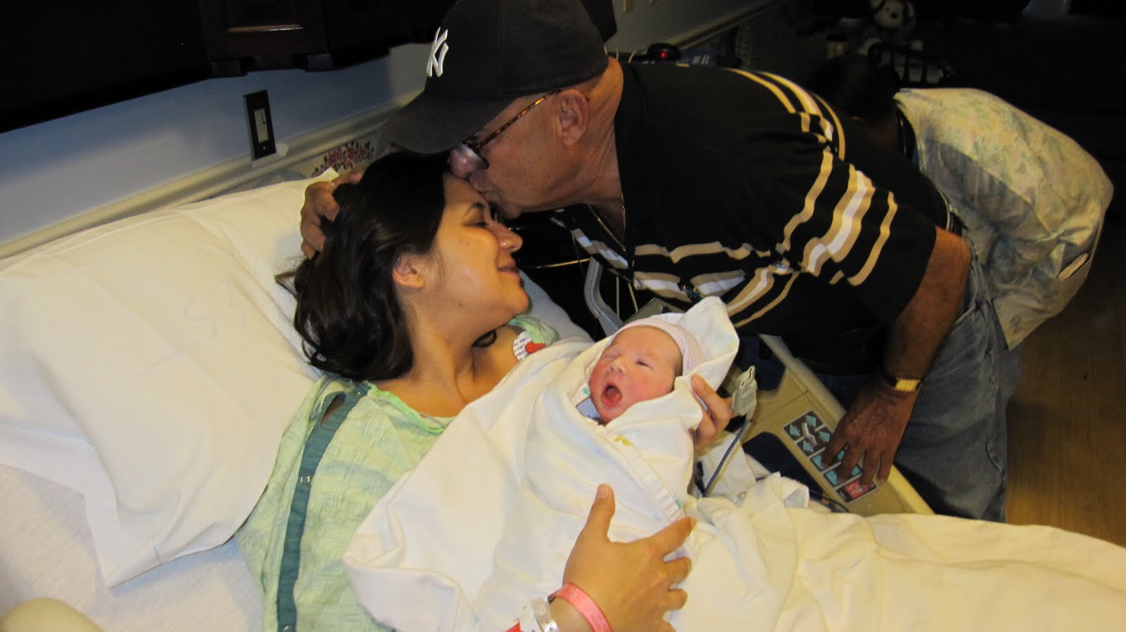 Peyton Luke: Peyton (BABY DL) HAS FINALLY ARRIVED!