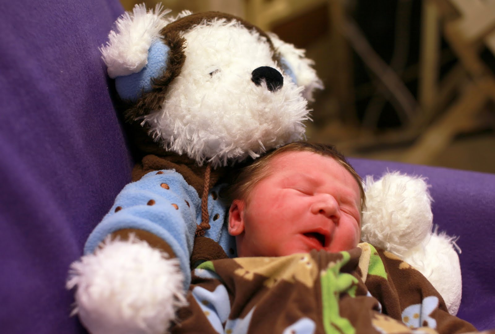 Peyton Luke: Peyton (BABY DL) HAS FINALLY ARRIVED!