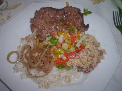 COZINHA DO MARCELO: CONTRA-FILÉ ACEBOLADO