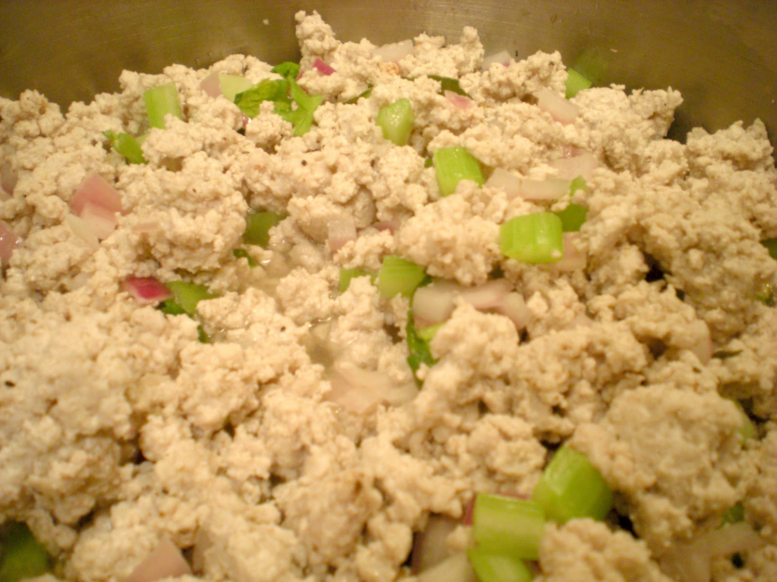 Random Cuisine: Tourtière (Québec Meat Pie)
