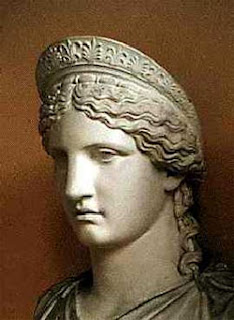 Imagen(es) y Contexto(s): DIOSES