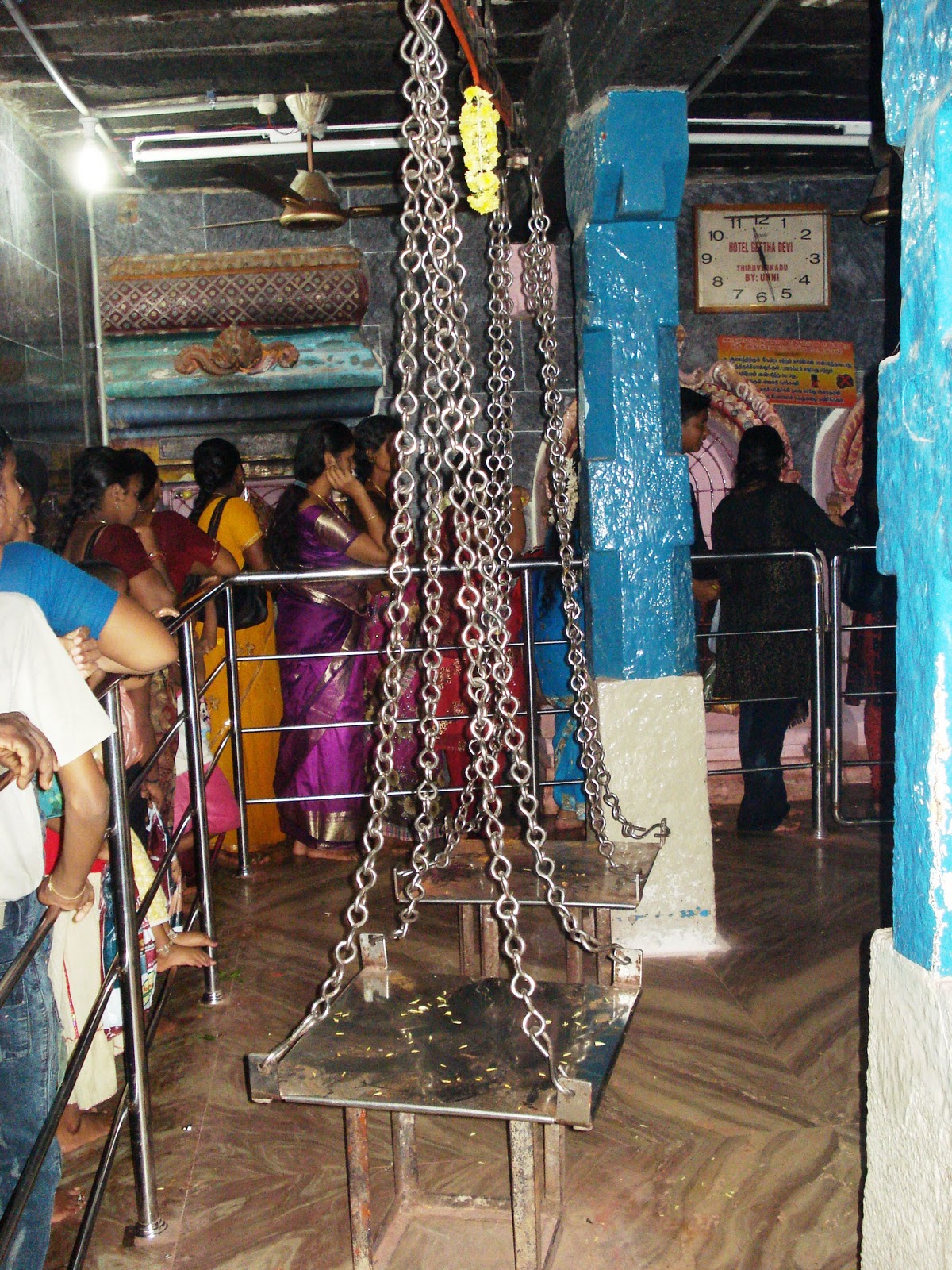 Aalayam Kanden (Temples I saw): Poongavanathamman Temple, Putlur