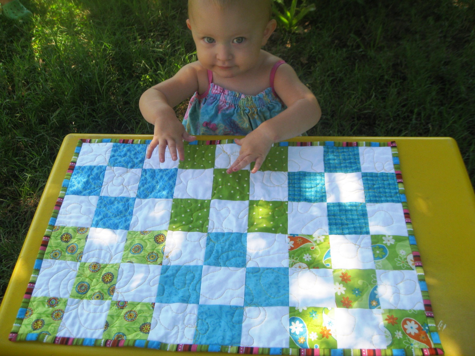 where a second glance makes all the difference: Lexi's quilt