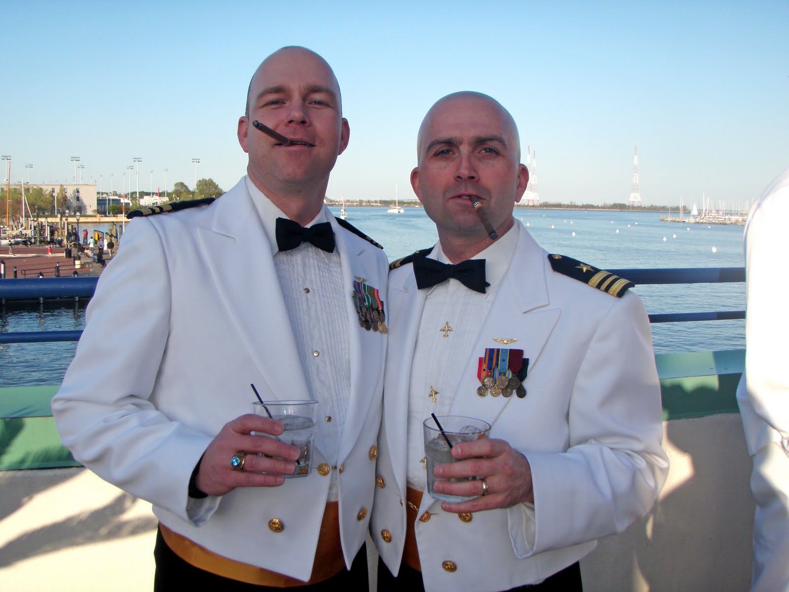 Krauss Haus: 4-10, Navy Dining Out