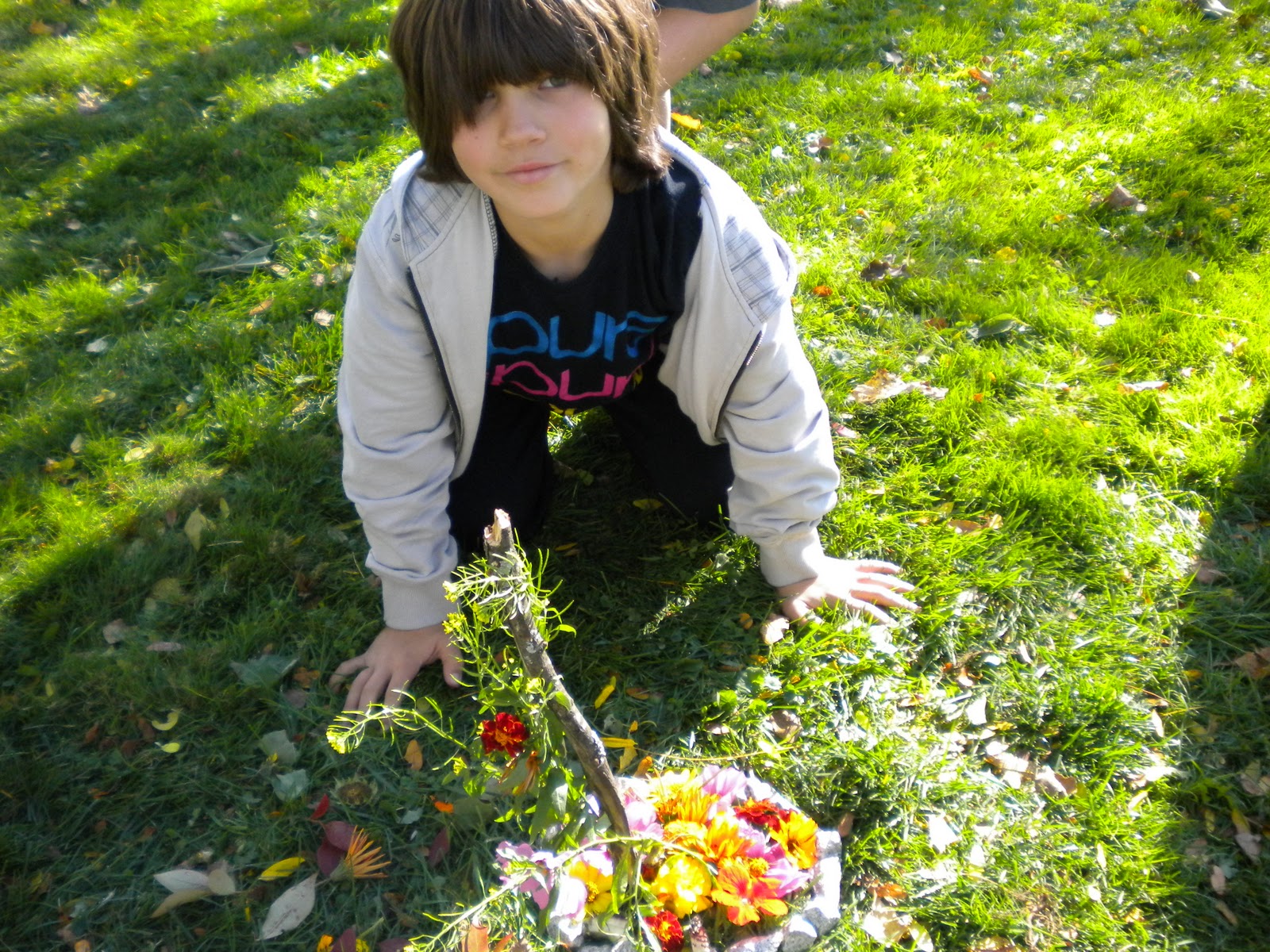 Waitsfield Elementary Art: More Andy Goldsworthy-inspired Nature Art