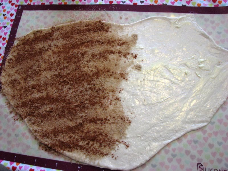 Heidi Bakes: Fun with Rhodes frozen bread dough