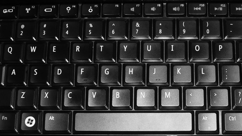 SteventheThorn Blog: asdfjkl;