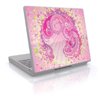 Laptop World City: Pink Apple Macintosh Laptop