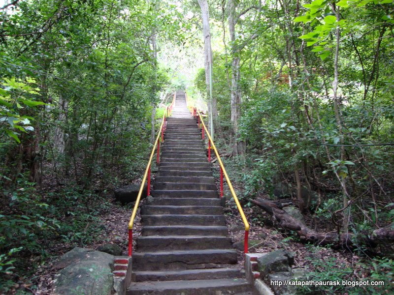 katapath paura_කැටපත් පවුර_: Beauty of Sri Lanka