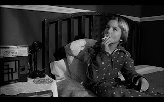 A Girl, A Blog & Life In-between!!!: It's Only a 'Paper Moon'