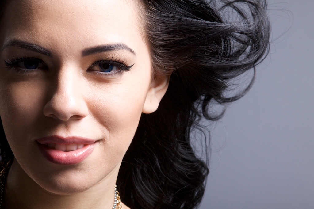 Reinvention: Amy Q Shoot at R2K Studio