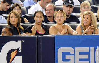 The Poop: Trashy Yankees Fans