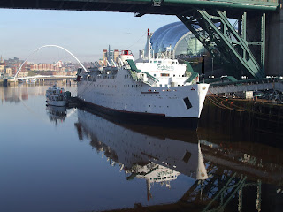 Photographs Of Newcastle: Tuxedo Princess