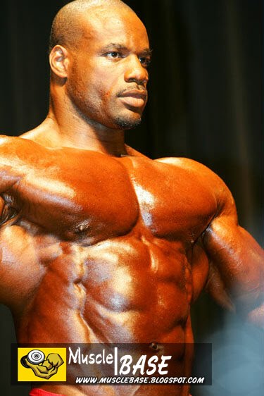 Arnold Classic Contest 2005 '' Prejudging '' - Muscle Base | New ...