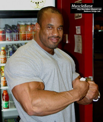 Victor Martinez Gym Snapshots | Victor Martinez Make His Diet - Muscle ...