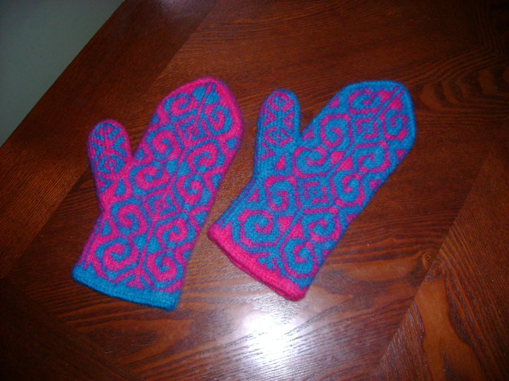 Garden Gate Gab: Fiddlehead Mittens