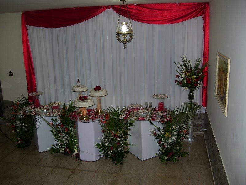 REGINA FESTAS BUFFET: REGINA FESTAS