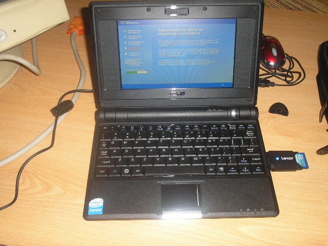 Instalando Windows Xp en un Asus EEE PC que viene con Linux ¿ Como se ...