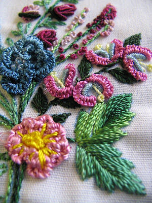 The Tin Thimble: Brazilian Embroidery