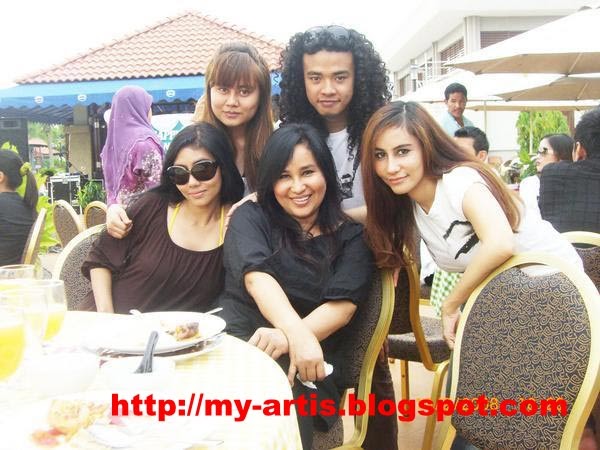 MYARTIS.COM | MYARTIS | MY | ARTIS: ELLA & FAMILY