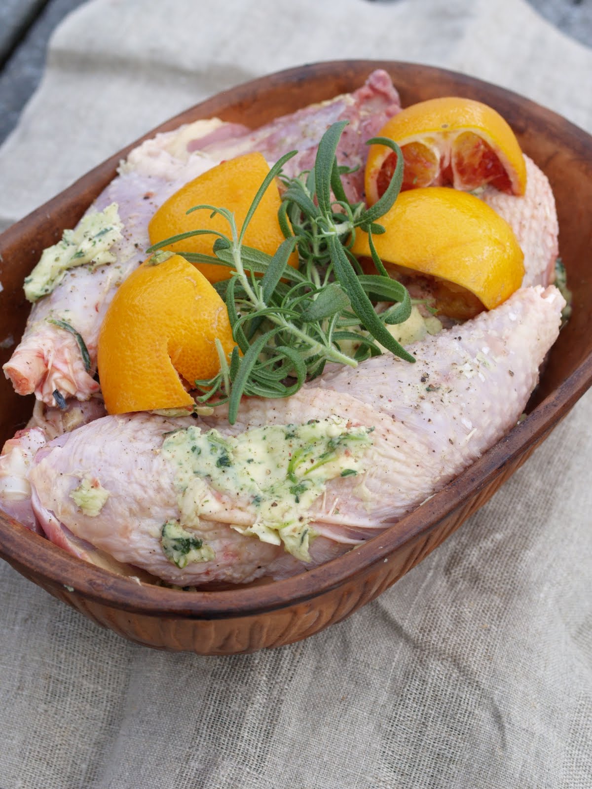 [kjøkkentjeneste]: Hane i leirgryte