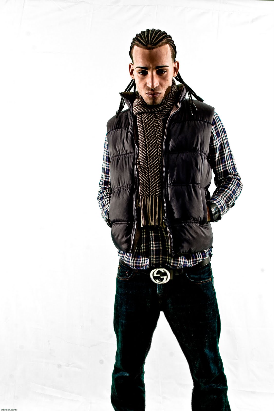 Flow Music Fans: Arcangel - Mi Voz Mi Estilo & Mi Flow Video Muy Pronto