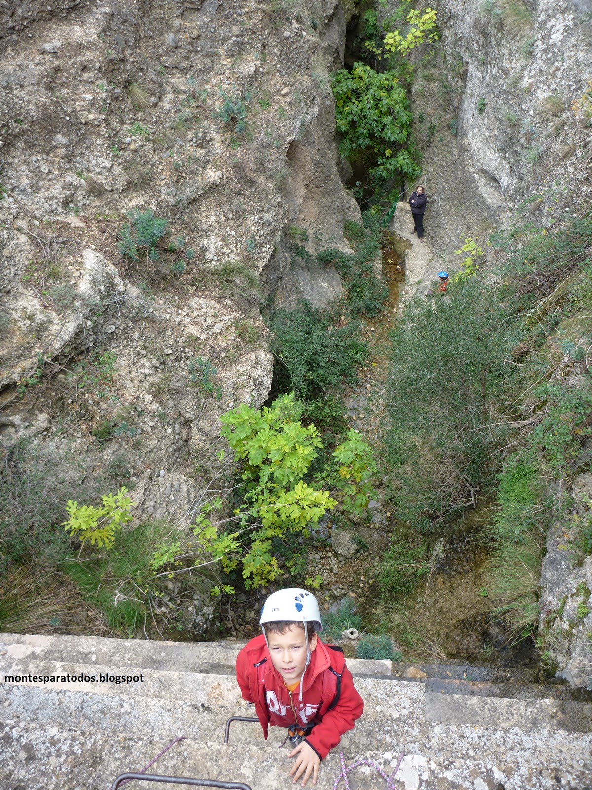 montañismo para todos.: Barranco de Valdoria.