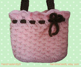 HandmadeKitty: FREE Pink Bag with bow Crochet Pattern ♥