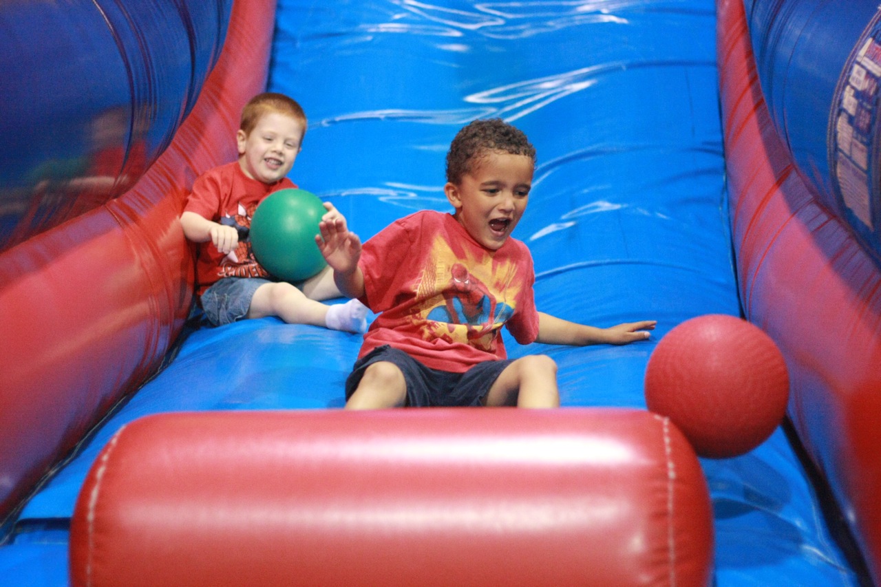 Conner Family Blog: Sam's 4th Birthday - Pump It Up