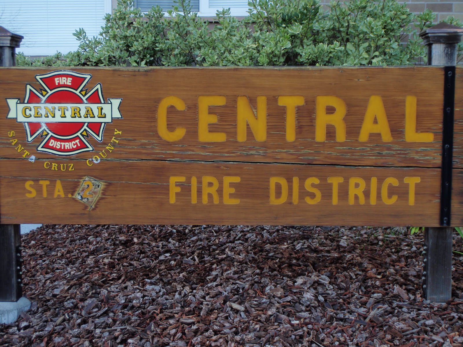 Duren Painting: Central Fire District Station 2 sign refinishing.