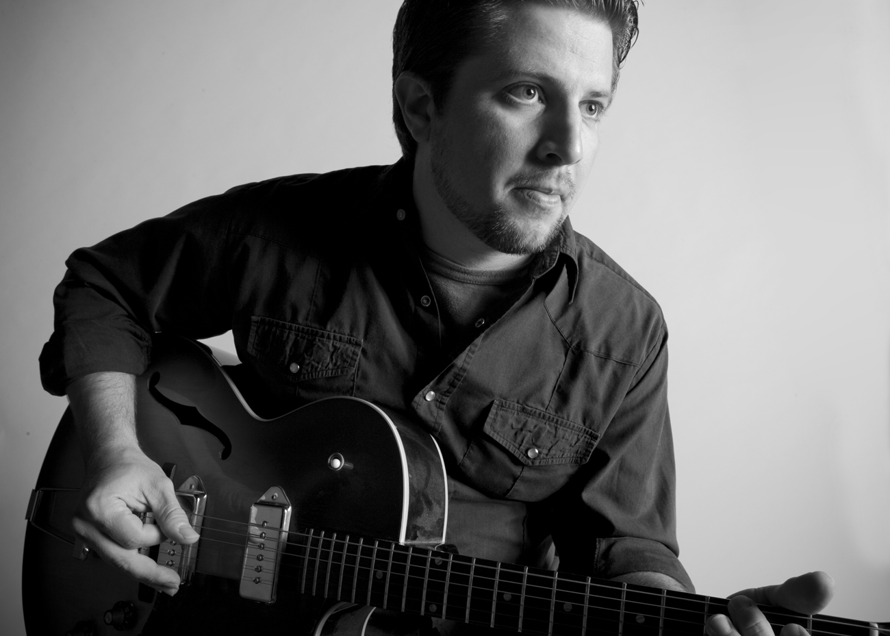 Chris Monaghan Photography: Dan Carelli