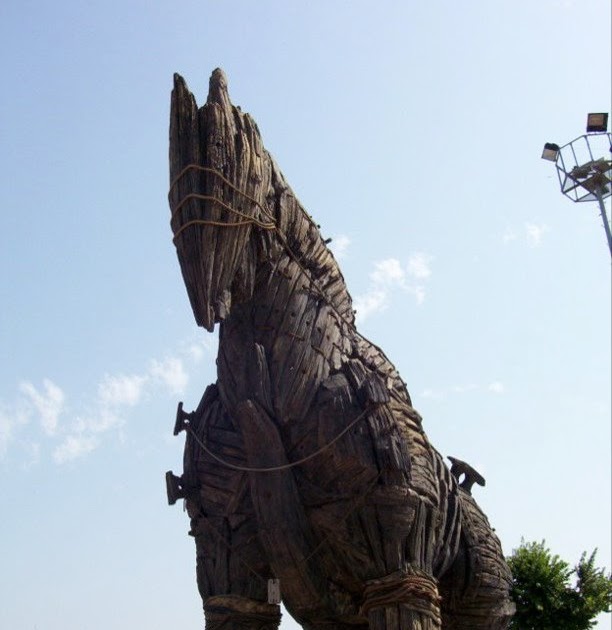 PaleoBerkay Archaeology: Photo of Ancient Trojan horse from the Troy movie