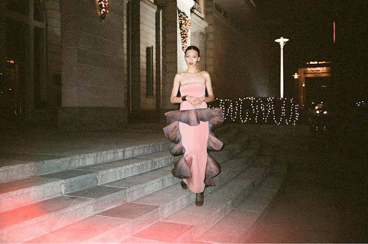 ASIAN MODELS BLOG: Ling Tan in Editorial for (China) Modern Weekly, 2010